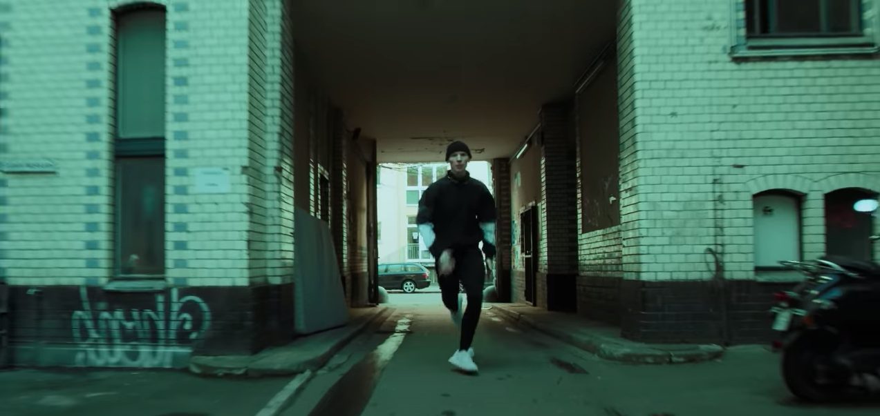 Duzoe gibt auf „RUN DMC“ Fersengeld - kulturnews.de Duzoe gibt auf „RUN DMC“ Fersengeld - kulturnews.de