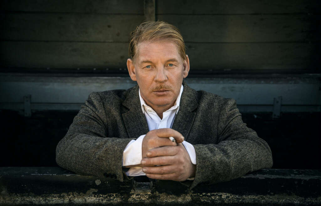 Ben Becker in „Apokalpyse“: Joseph Conrad auf dem Unterarm - kulturnews.de