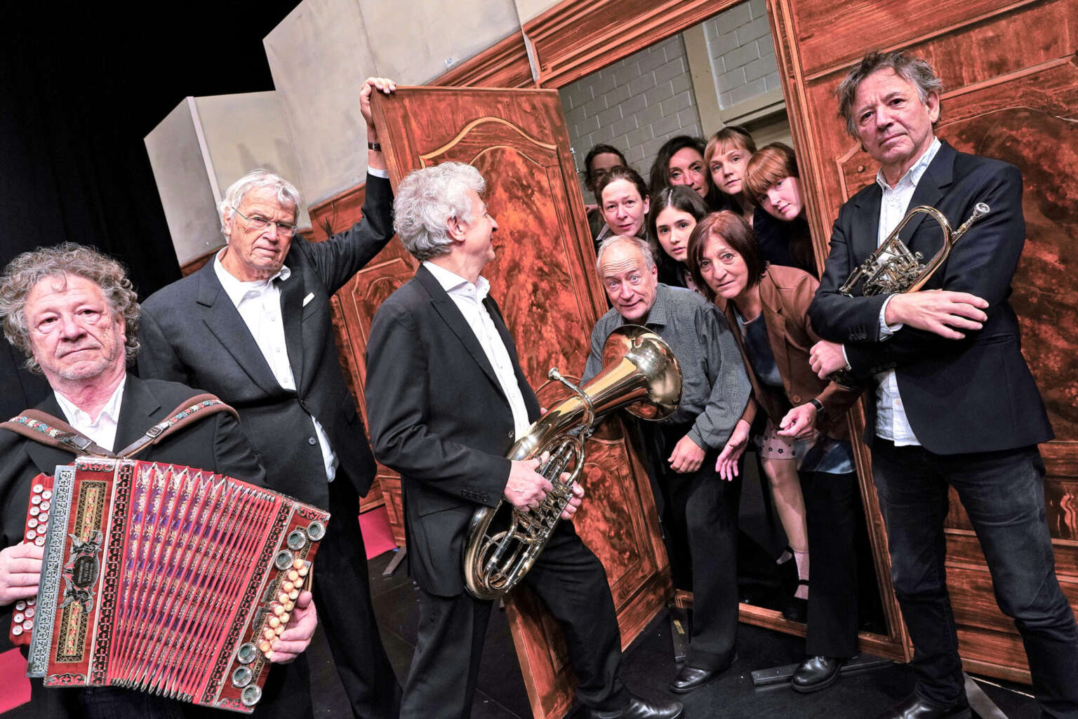 „A scheene Leich“: Der Tod, die traurige Lachnummer - kulturnews.de