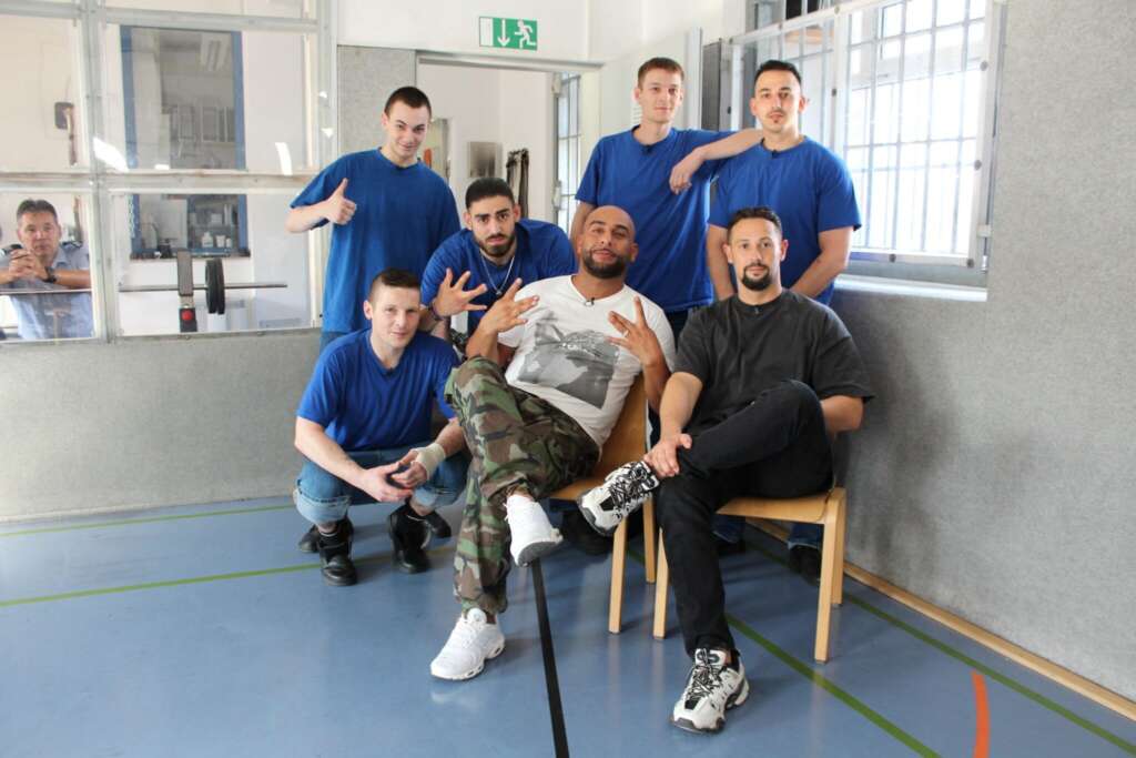 „Prison Tapes – Rap hinter Gitter“: Projektwoche im Knast bei RTL+ ...