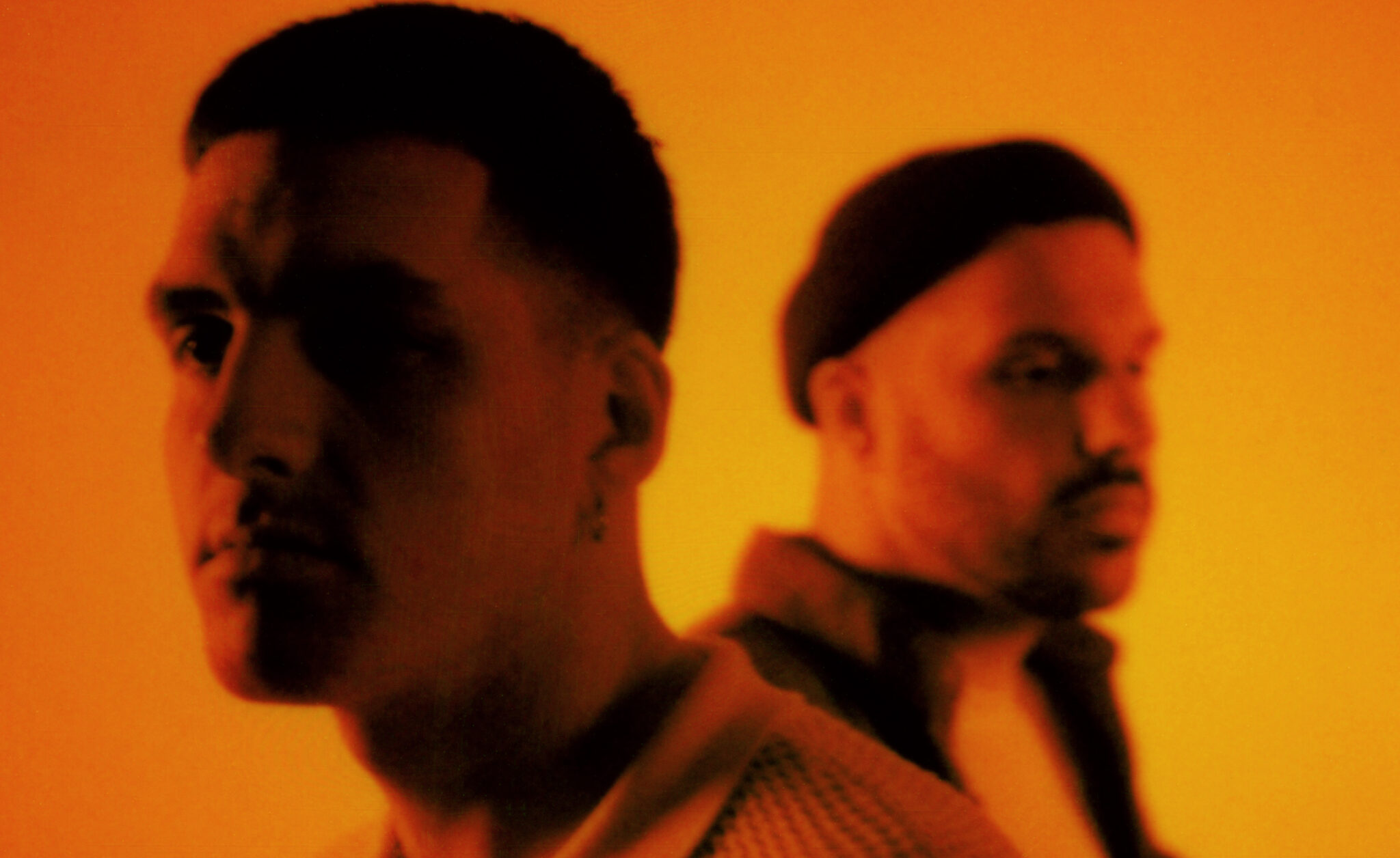 „Through the Cycle“ – das Debüt-Album von Modha