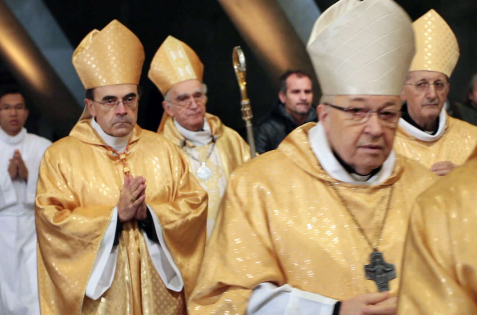 TV-Tipp: „Schweigen und Vertuschen – Die Todsünden der katholischen ...