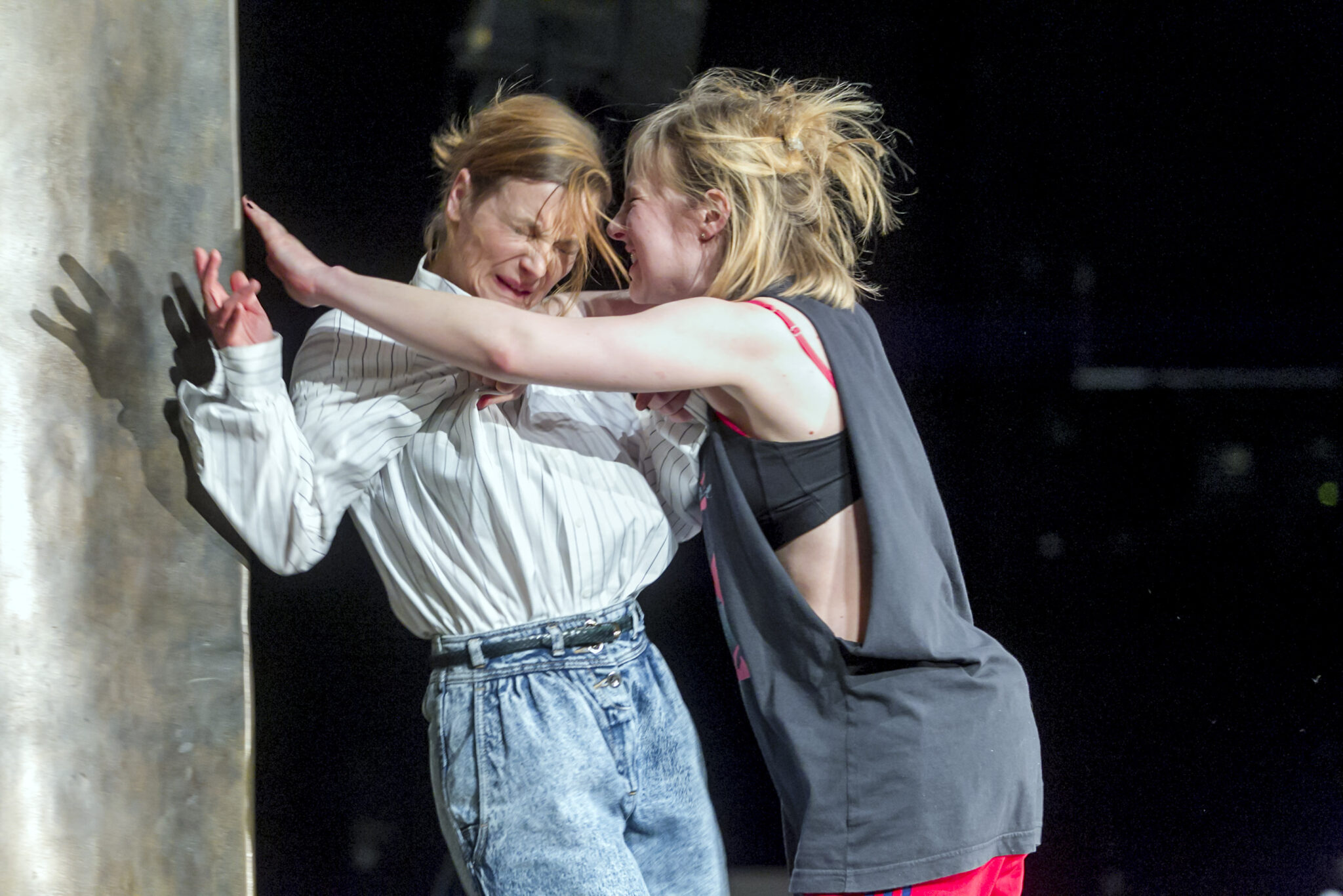 Mirandy Julys Buch „Der erste fiese Typ“ hat am Schauspielhaus Bochum ...