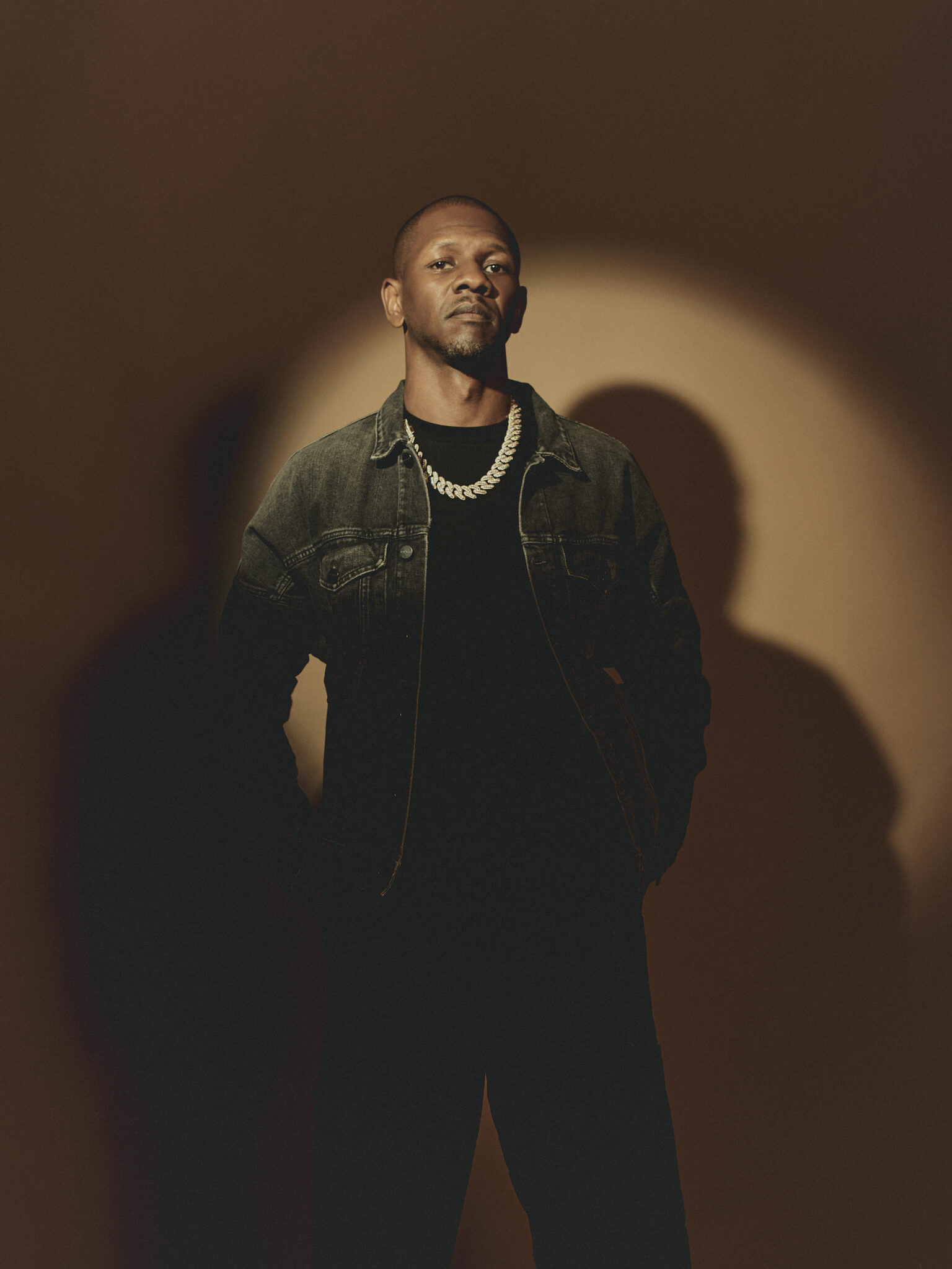 Giggs kündigt „Zero Tolerance“ an und lässt sich von US-Rapper helfen