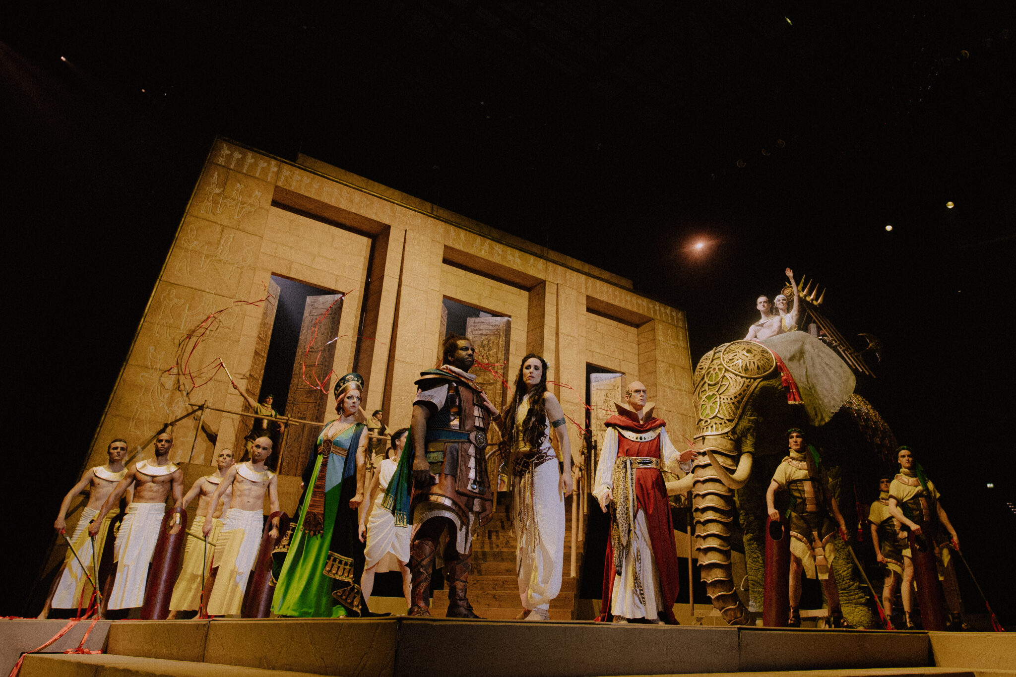 „Aida“: Weltpremiere der Oper als Arenaspektakel - kulturnews.de