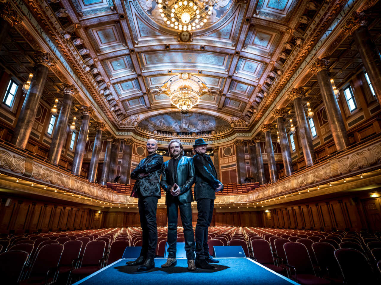 Schlagzeugerin Anika Nilles mit Bandprojekt auf Tour – „False Truth ...