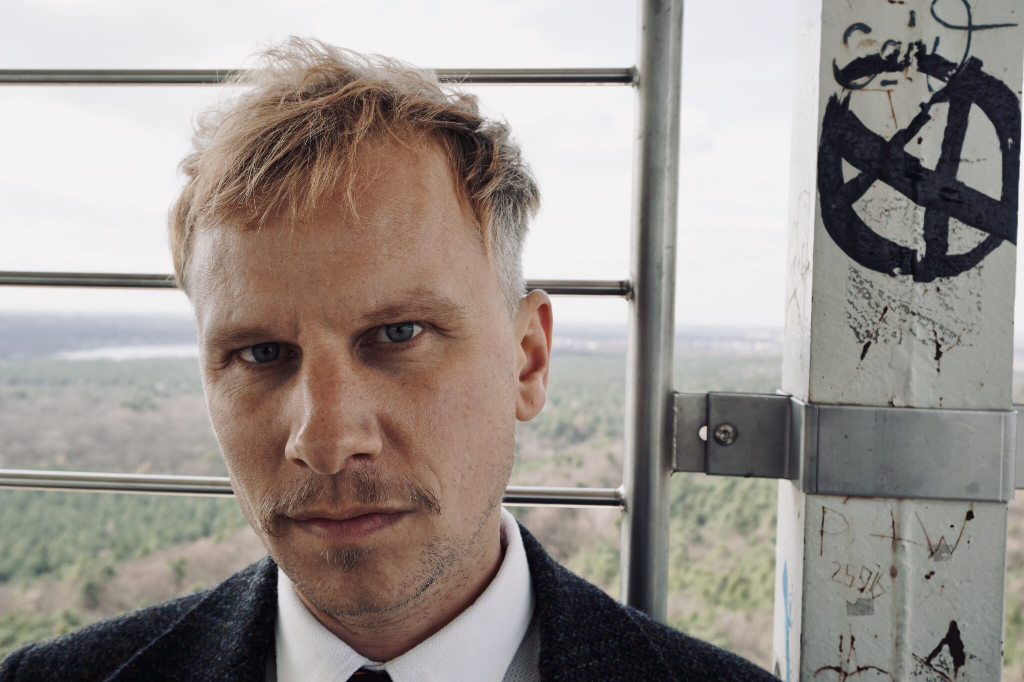 Robert Stadlober: Unterwegs mit Kurt Tucholsky - kulturnews.de