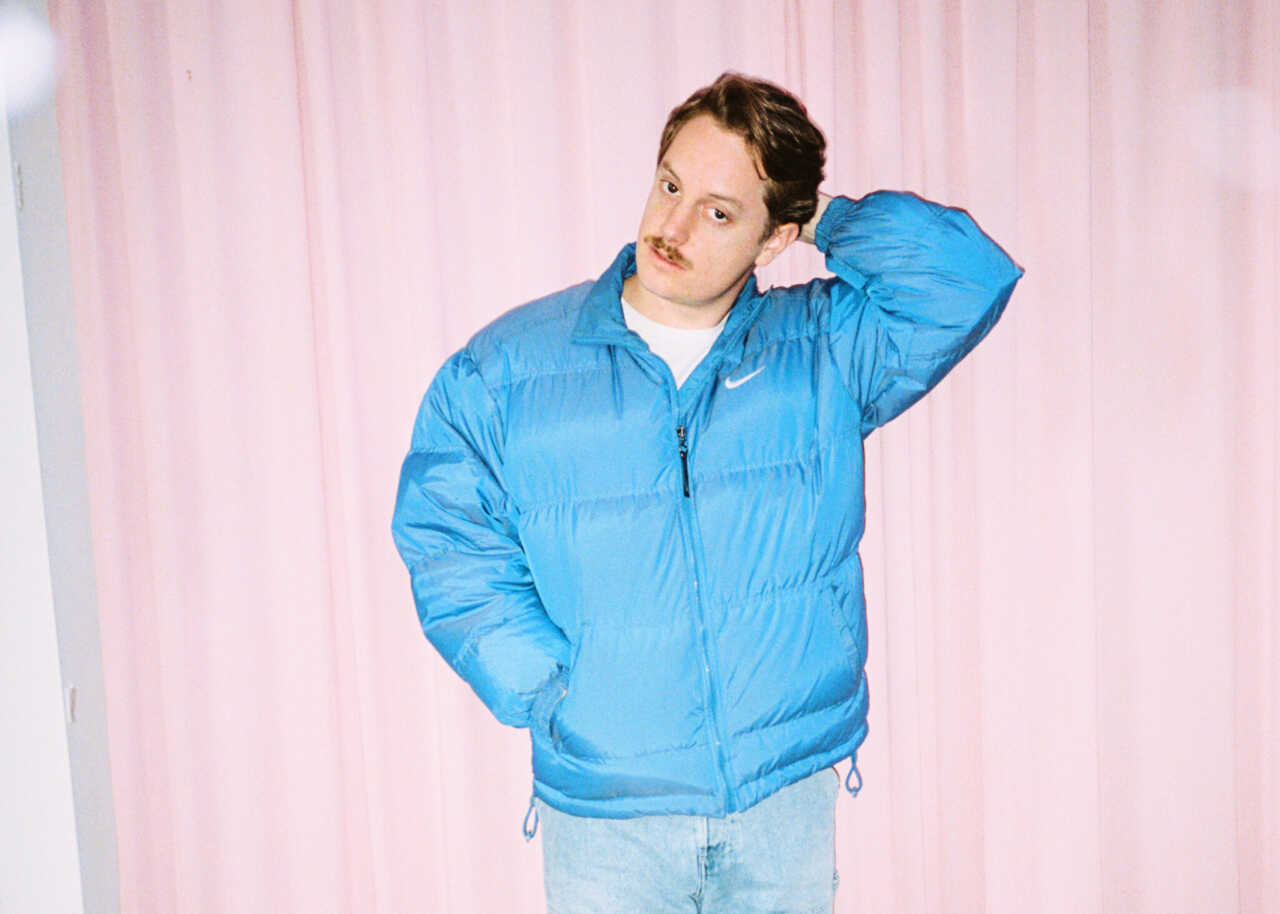 Retro-Ästhetik und Nostalgie: Yot Club live 2024