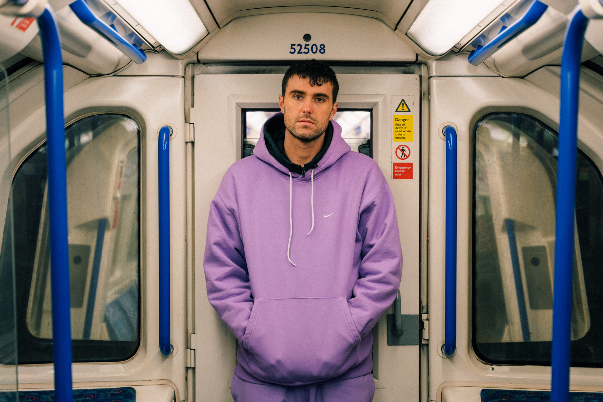 Fred again..: Neues Album „ten days“ erscheint am 06. September ...