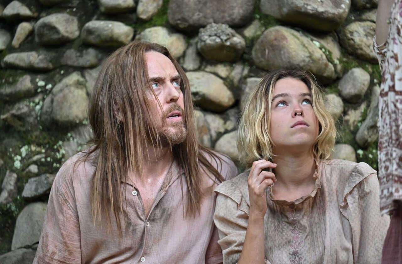 „Upright“: Rasende Reise durchs australische Outback geht weiter ...