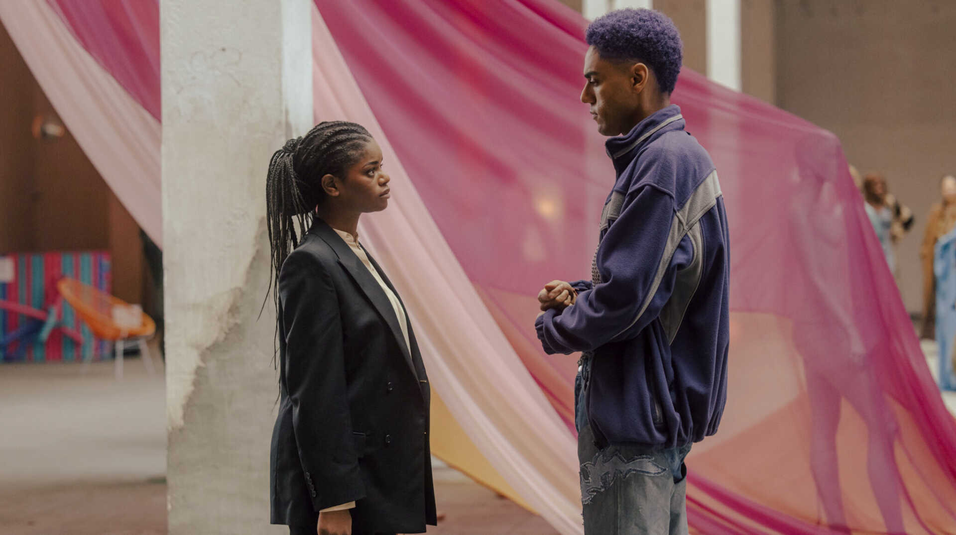 Queer, Schwarz und lost: Mit „Schwarze Früchte“ beweist die ARD Mut ...