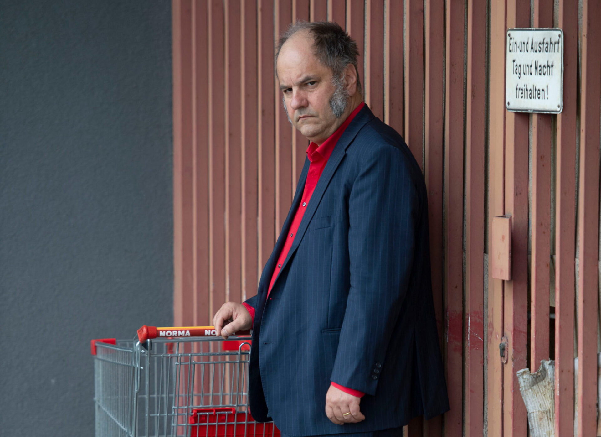 Toni und Max Uthoff mit „Einer zuviel“: Gen Z macht Kabarett ...