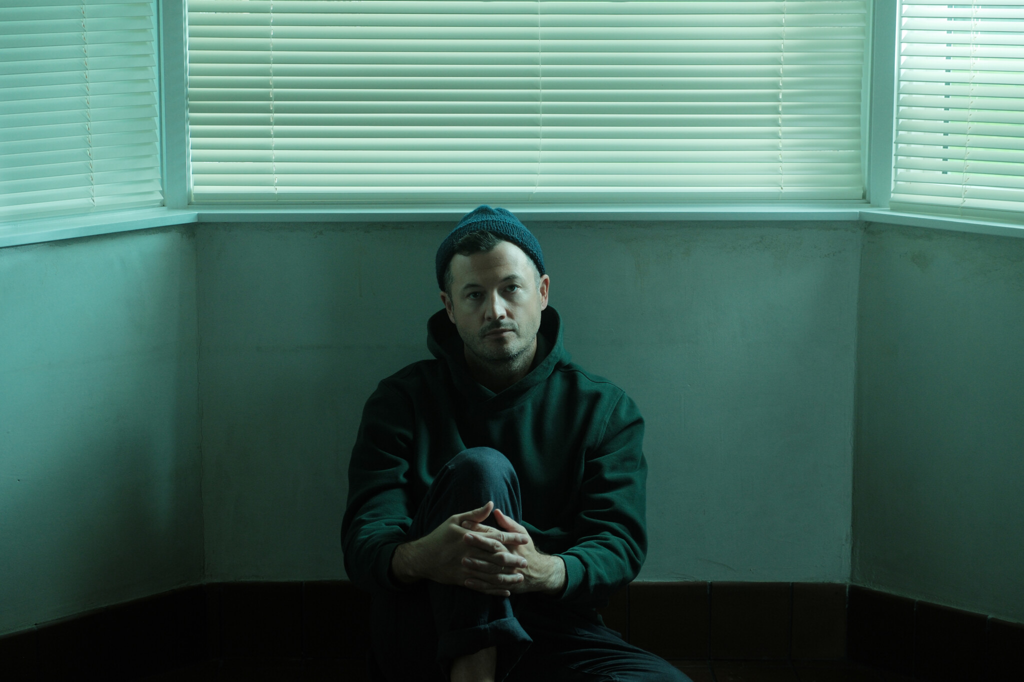 Syml über „Nobody lives here“: Liebe zur Tragik - kulturnews.de